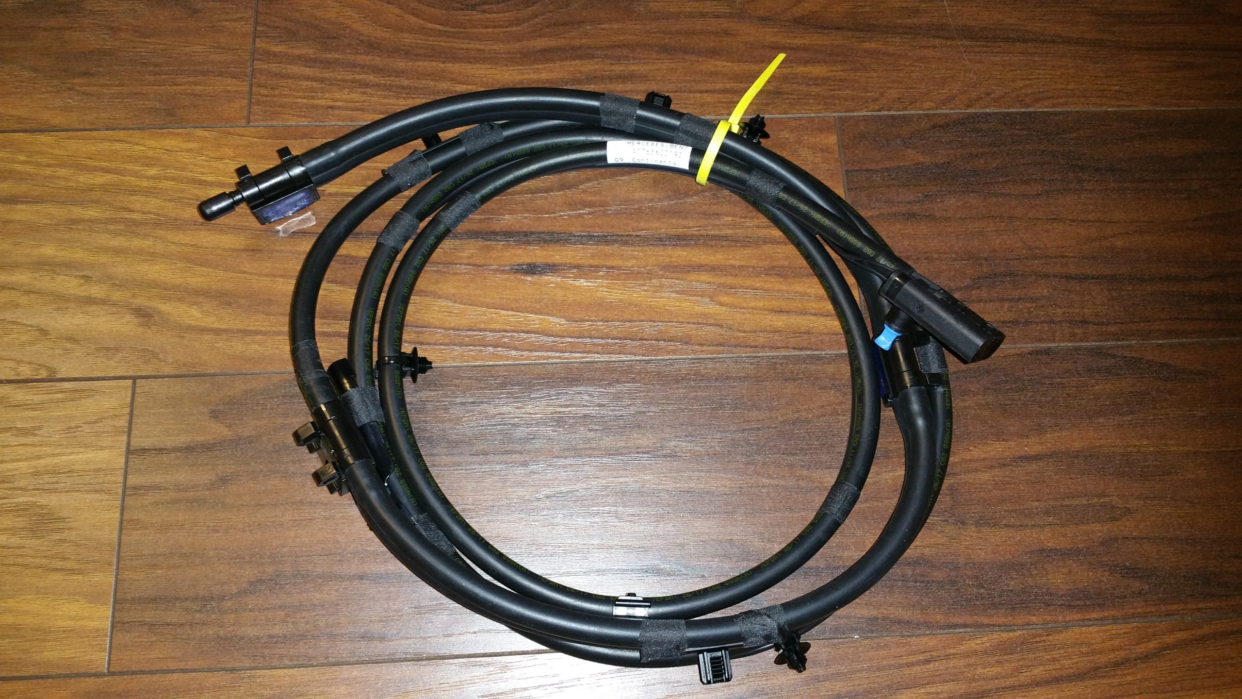 Dysze wężyk A1768600192 Mercedes- wyprzedaż - 7368283256 - oficjalne ...