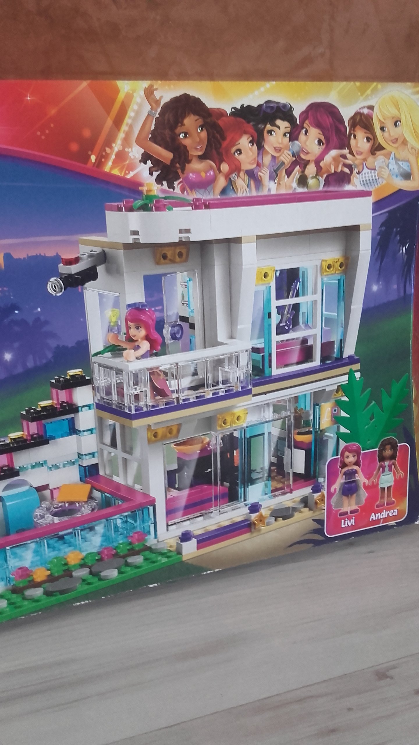 LEGO FRIENDS DOM GWIAZDY POP LIVI 41135 - 7062842825 - oficjalne ...