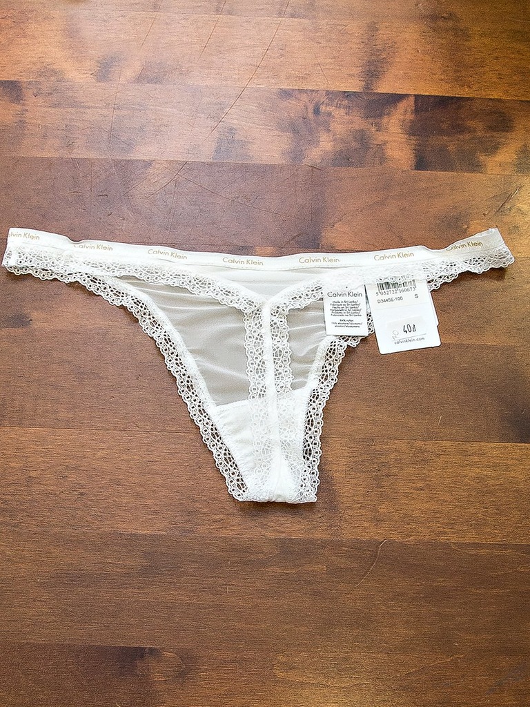 MAJTKI STRINGI CALVIN KLEIN - M | SALE % PROMOCJA - 7206119316 ...