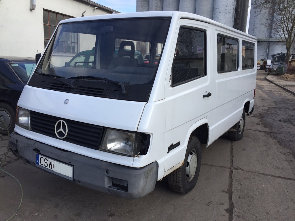 Mercedes MB100 MB100D 1993 9-osobowy 2,4D BRUTTO - 7236835145 ...