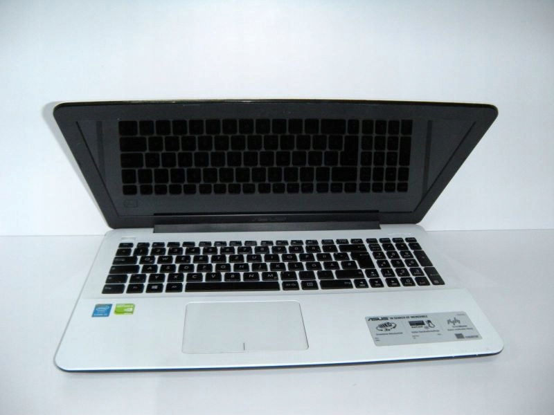 LAPTOP ASUS R556L INTEL I5/8GB/1TB - 7650947115 - oficjalne archiwum ...