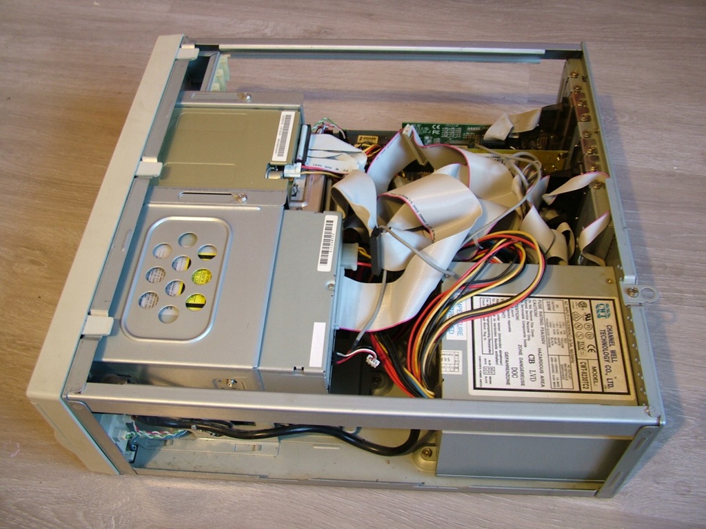 Komputer Pentium I 200 Mhz Retro ŁADNY Kompletny - 7778010288 ...