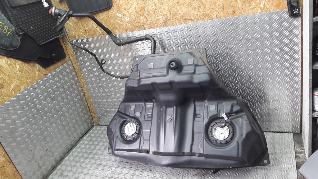 Mercedes W221 bak zbiornik pompka paliwa 3.0CDI V6 - 7644969827 ...