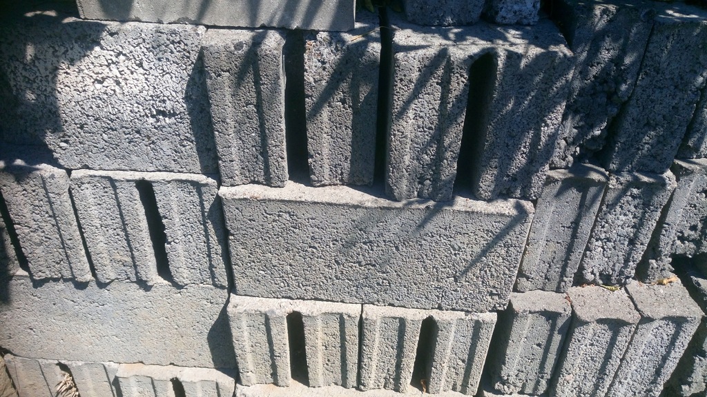 Sprzedam pustaki kanoldy cegla - 7439244813 - oficjalne archiwum Allegro