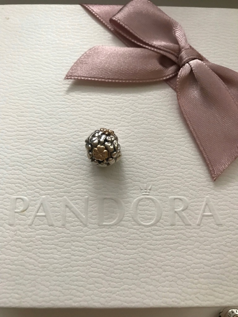 Pandora charms pole koniczyny srebro złoto 790387 - 7535722660 ...