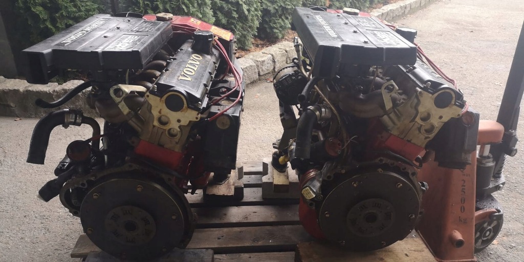 Silnik stacjonarny VOLVO PENTA AQ151B - 7692096695 - oficjalne archiwum ...