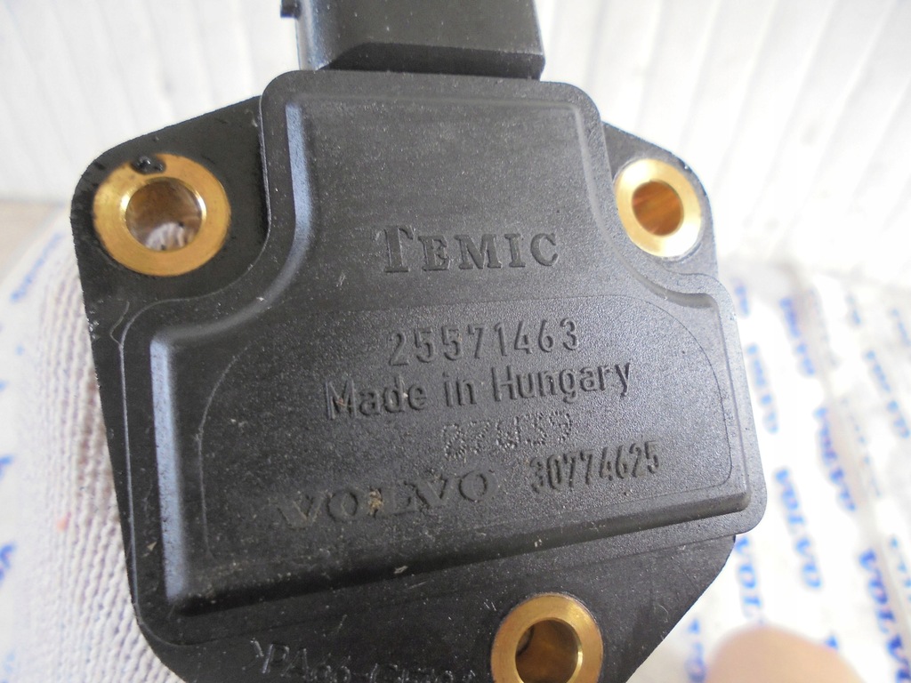 CZUJNIK POZIOMU OLEJU 30774625 VOLVO S60 S80 V70 - 7453180307 ...