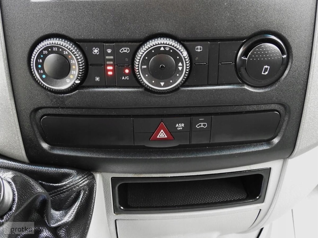 MONTAŻ KLIMATYZACJI MERCEDES SPRINTER VW CRAFTER - 7599176927 - oficjalne archiwum Allegro